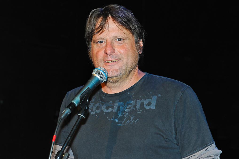 Zing Mia Mee: VRT herdenkt Luc De Vos | Showbizzsite